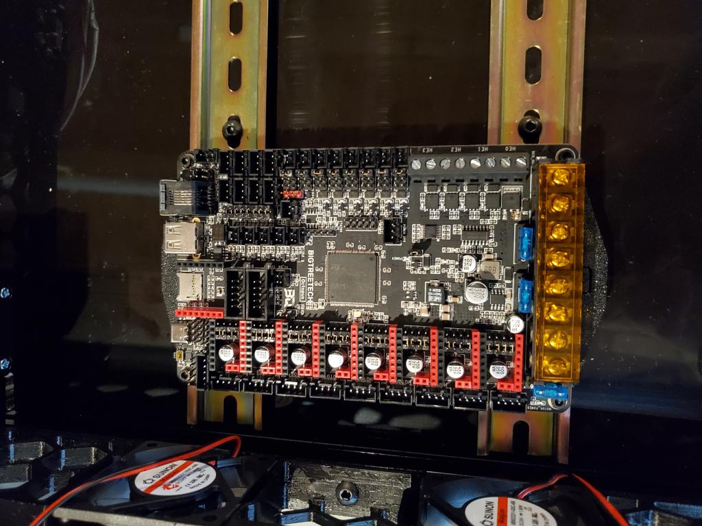 BTT Octopus DIN Vertical Mount - Printable Voron User Mods - Team FDM